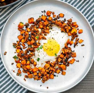 27 Best Camping Food Ideas to Try for Breakfast/Lunch/Dinner Traveladvo